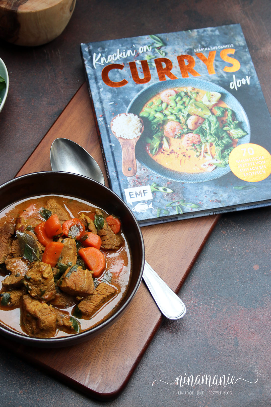 [Buchrezension] Malaysian Rindfleisch-Curry: "Knockin' on CURRYS door ...