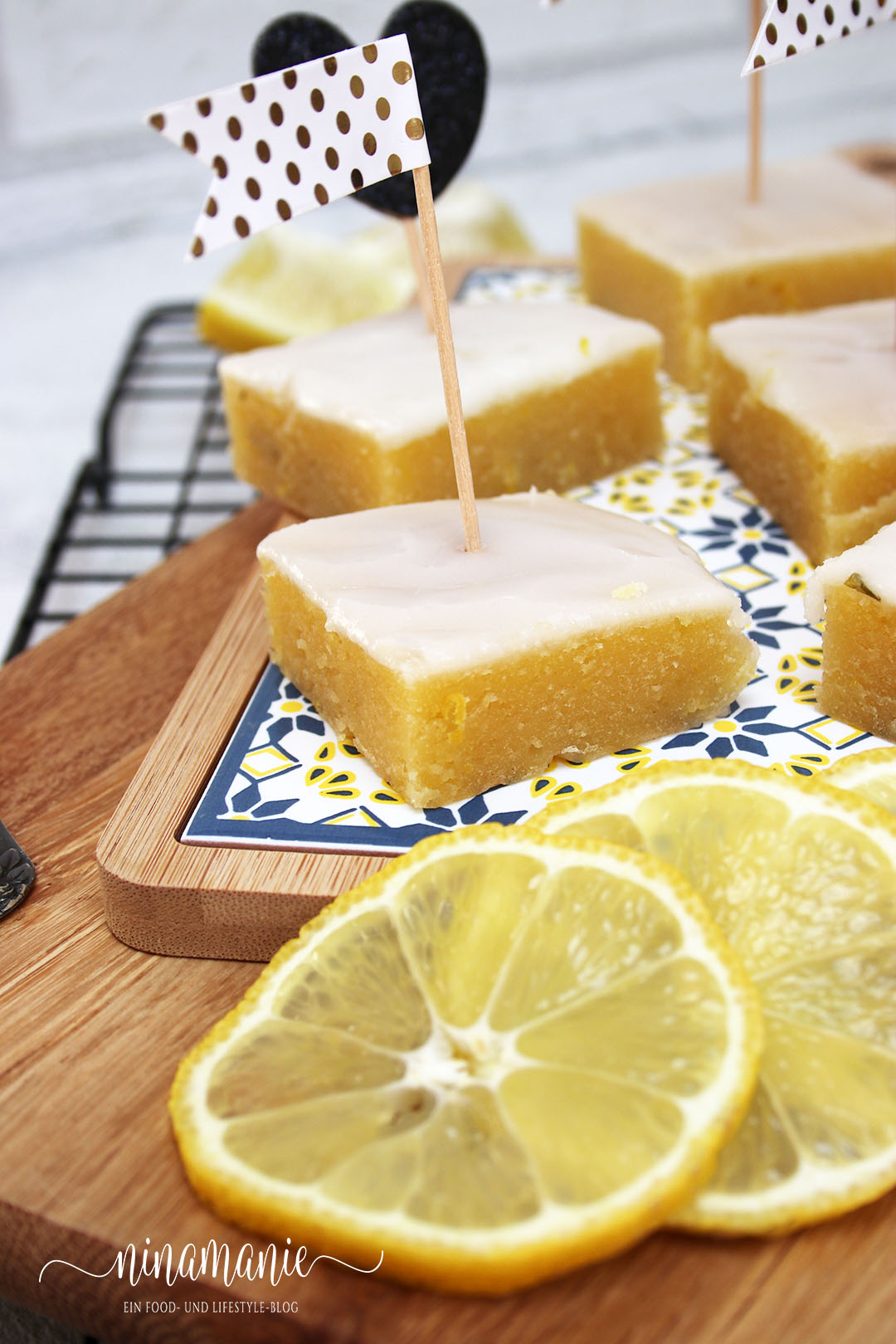 Lemonies - ein super-saftig-zitroniges Gebäck! - Ninamanie